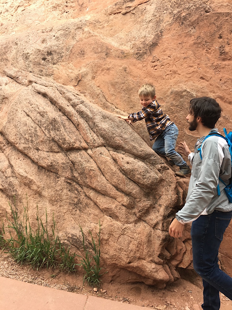 Visiting the Garden of the Gods in Colorado Springs, Colorado